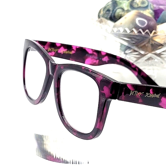 Betsey Johnson | Accessories | Betsey Johnson Lisa Reader | Poshmark